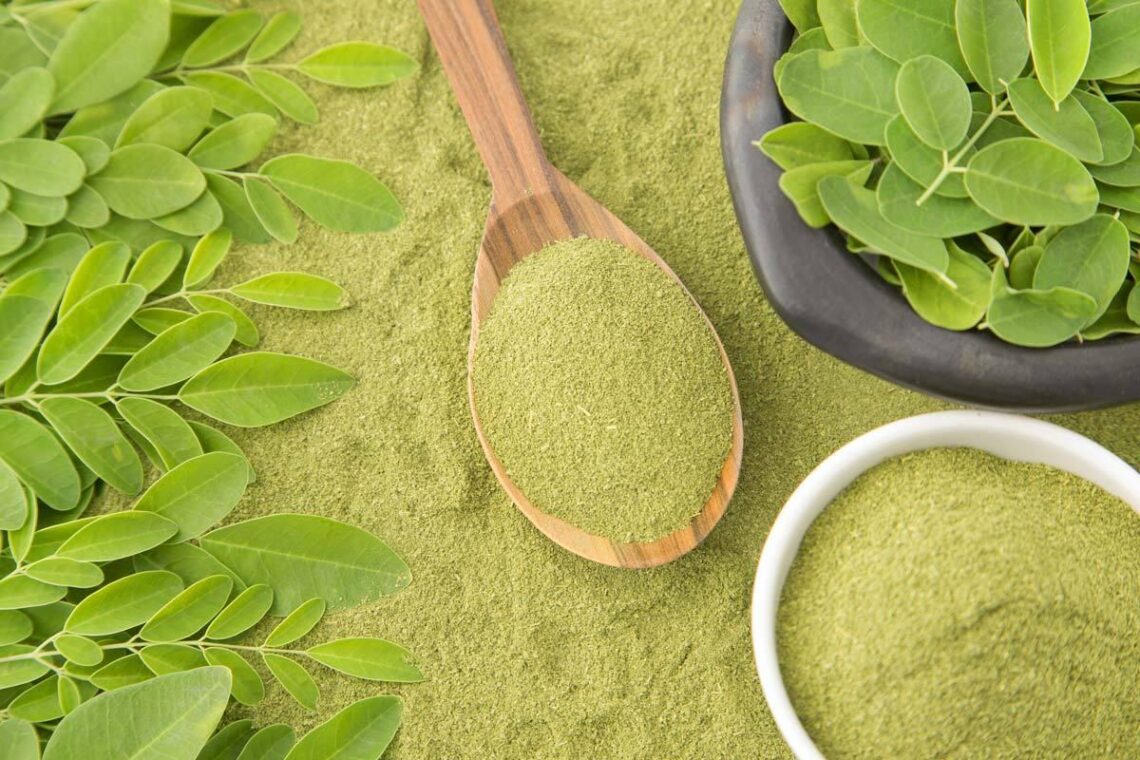 Moringa: Proprietăți, utilizări și beneficii pentru sănătate